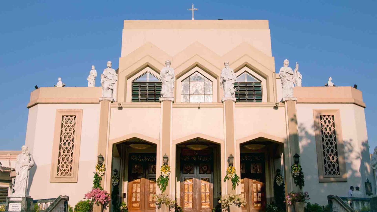 Pagiging ganap na international shrine ng Antipolo cathedral ...